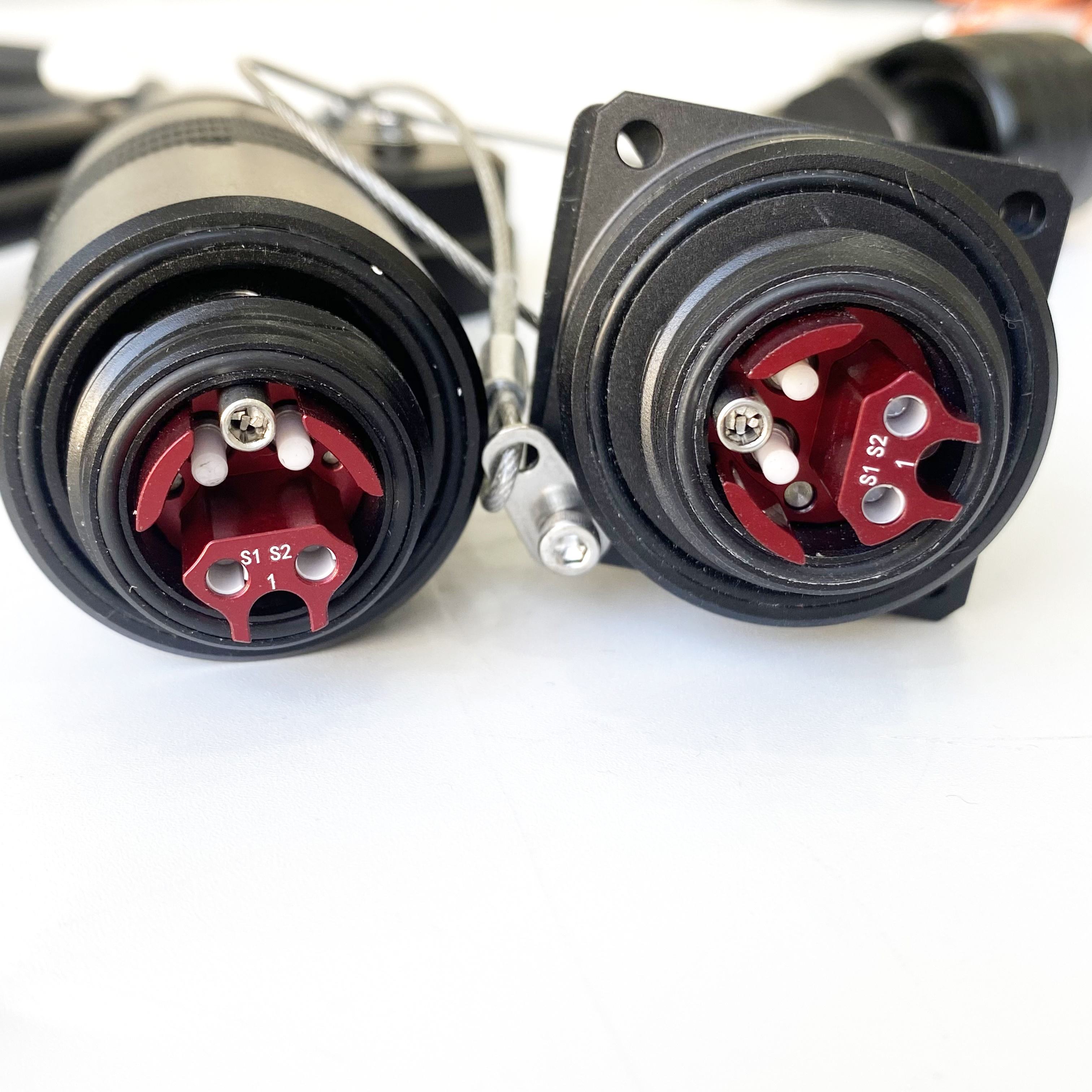 YZG II/ TFOCA Fiber Connectors 4Cores Plug and Socket YZG II/04P YZG I ...